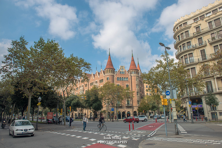 2024巴塞罗那游玩攻略,巴塞罗那交通/住宿/行程/美食/购物攻略,巴塞罗那注意事项/实用信息【去哪儿攻略】