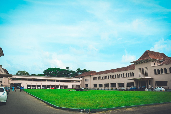 2024这所大学真的超级大。在康提有所大学叫佩拉德尼亚大学，他是斯里兰卡排名第二的大学_佩拉德尼亚大学-评论-去哪儿攻略