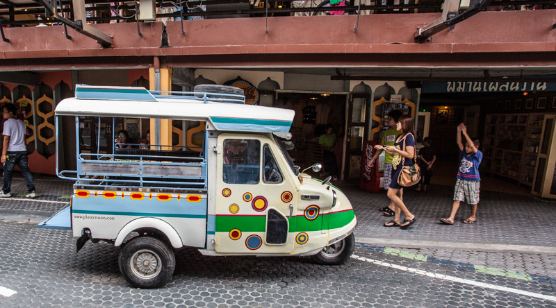 2023往日情怀怀旧街区游玩攻略,连TUTU车也收到了这里独特文...【去哪儿攻略】