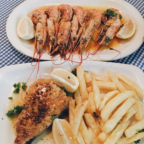 2024Cafe Fish美食餐厅,这家餐厅因为鱼的新鲜而出名...【去哪儿攻略】