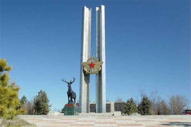 2025铁道兵纪念碑门票,呼伦贝尔铁道兵纪念碑游玩攻略,铁道兵纪念碑游览攻略路线/地址/门票价格-【去哪儿攻略】