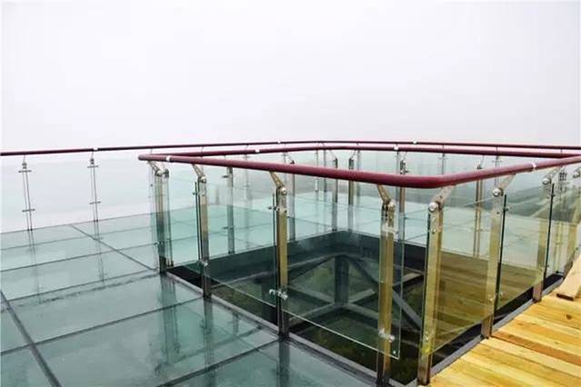 2022悬空玻璃观景平台门票,临沂悬空玻璃观景平台游玩攻略,悬空玻璃观景平台游览攻略路线/地址/门票价格-【去哪儿攻略】