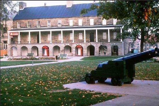 2025Officers' Square门票,弗雷德里克顿Officers' Square游玩攻略,Officers' Square游览攻略 ...