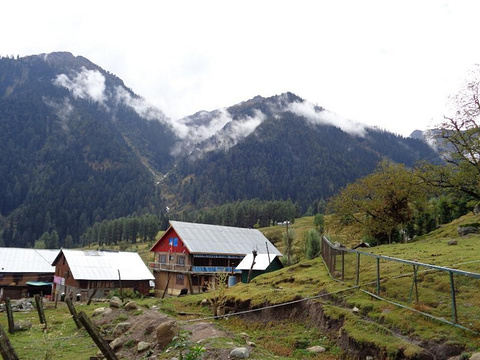 2024Rothney Castle-旅游攻略-门票-地址-问答-游记点评，西姆拉旅游旅游景点推荐-去哪儿攻略